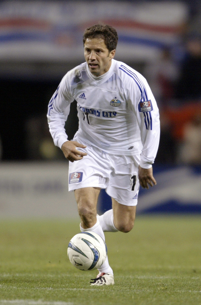 Sports: ERIC EICHMANN. Soccer player. (Cuban descendant) ** ERIC ...