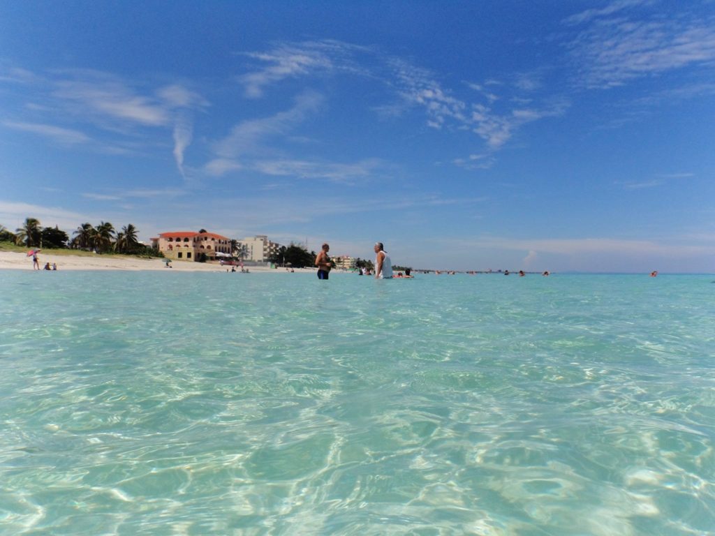 VARADERO BEACH, “Playa Azul”. Una de las más Importantes del Caribe ...