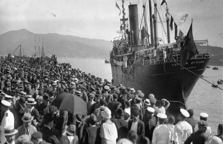 SPANISH Emigration to Cuba. HISTORY of a Long Journey. * LA EMIGRACIÓN ...