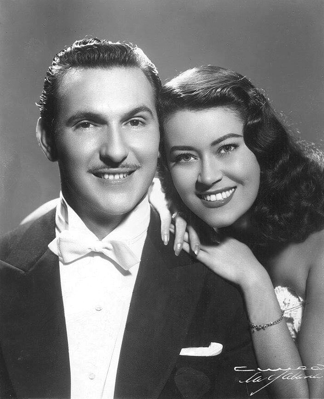 OLGA CHORENS Y TONY ALVAREZ "Olga y Tony". Distinguidos Artistas ...